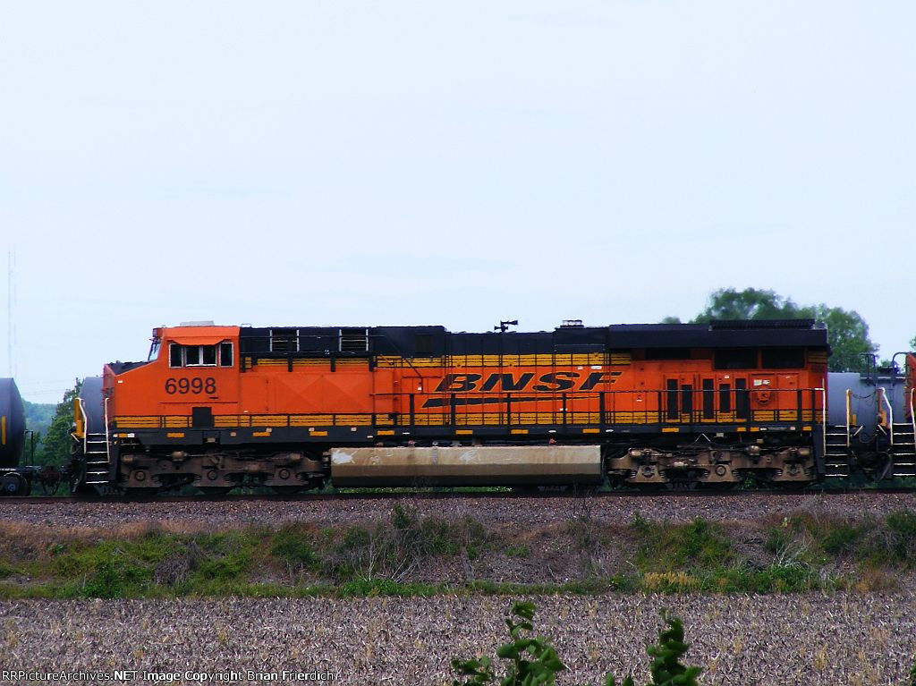 BNSF 6998
